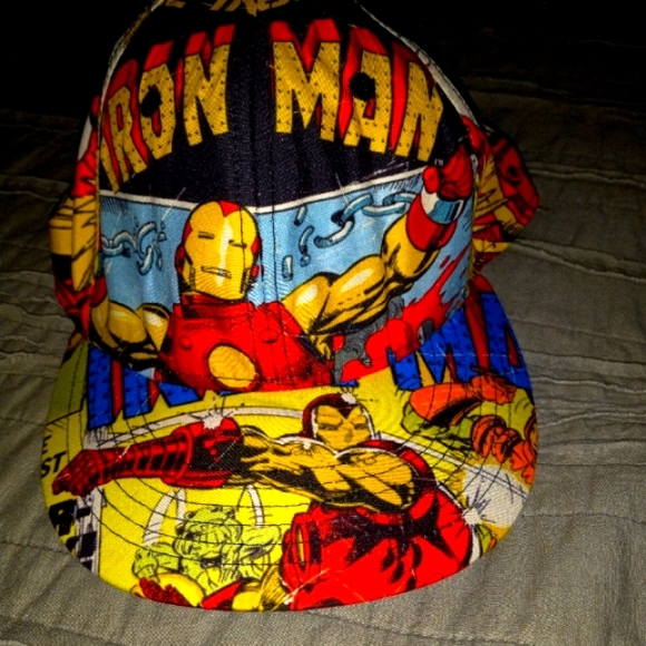 Marvel | Accessories | Invincible Marvel Comics Iron Man Captain ...